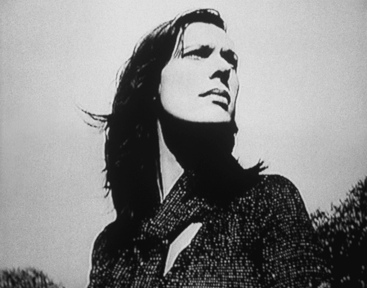 Lætitia Sadier: Continuing to Examine the Spectacle - Philthy Mag