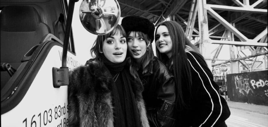 Hello Mary Is More Than Just a “‘90s” Band (4/5 at Underground Arts w ...